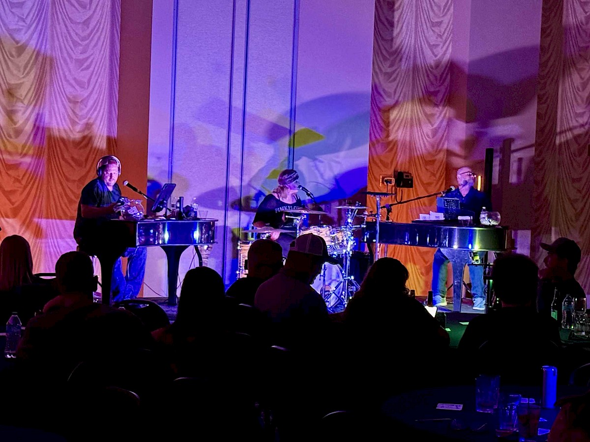 Dueling Pianos